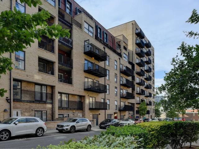 Apartment at Sandy Hill Road, Greater London