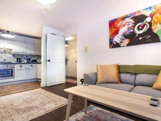 Apartment at Sandy Row, Belfast