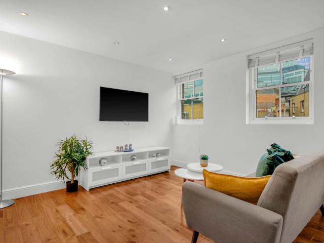 Apartment at Sandy's Row, Greater London