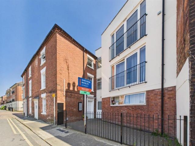 Apartment at Sansome Place, Worcester