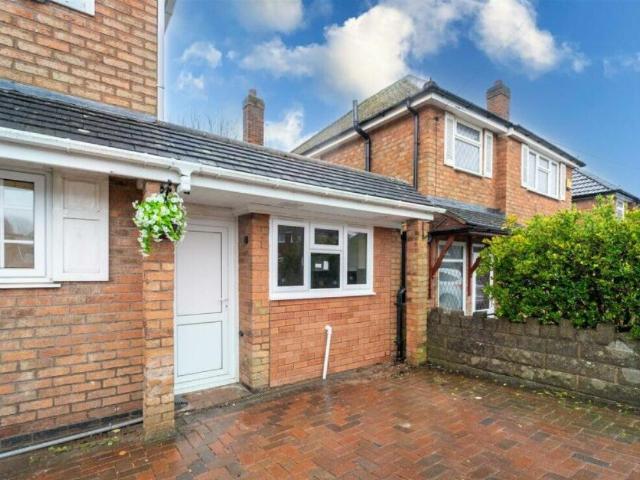 Apartment at Sansome Road, Metropolitan Borough of Solihull