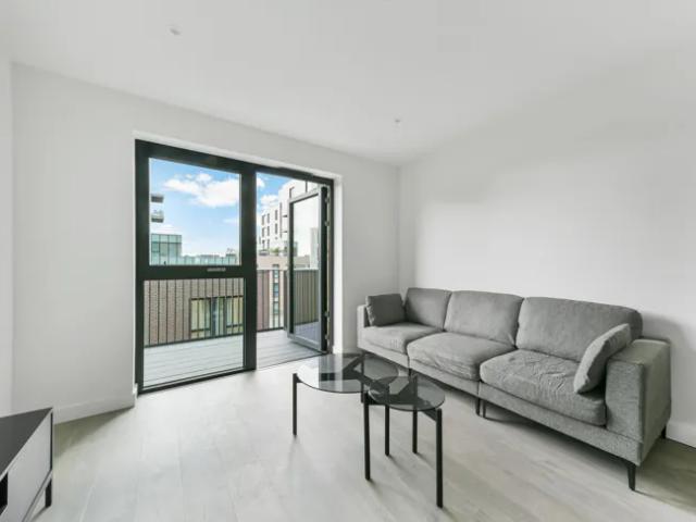 Apartment at Scarlet Close, Blunsdon St Andrew