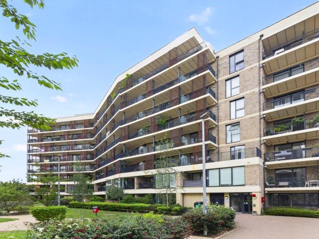 Apartment at Scena Way, Greater London