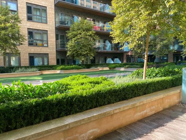Apartment at School Lane, Greater London