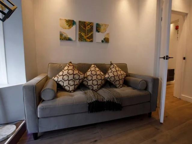 Apartment at School Street, Weymouth