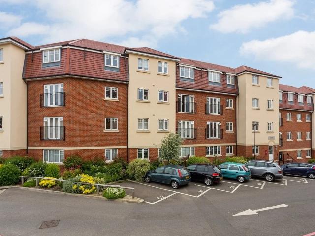 Apartment at Schoolgate Drive, Greater London