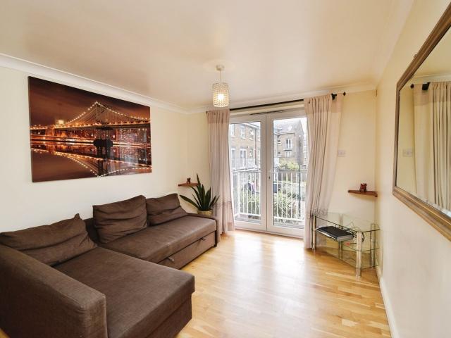 Apartment at Schooner Close, Greater London