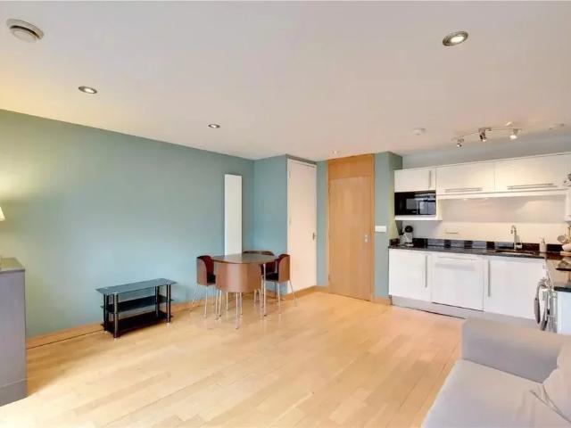 Apartment at Schooner Close, Greater London