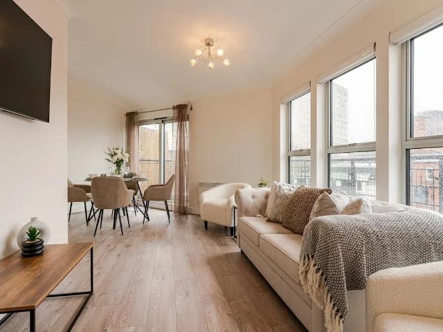 Apartment at Scotland Street, Birmingham