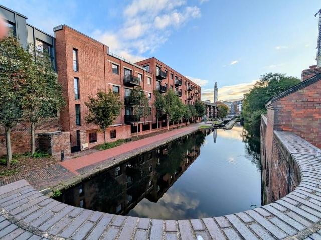 Apartment at Scotland Street, Birmingham