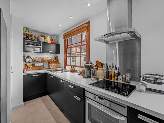 Apartment at Scott Avenue, Greater London