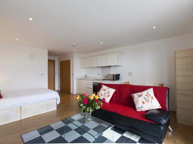 Apartment at Seven Sea Gardens, Greater London