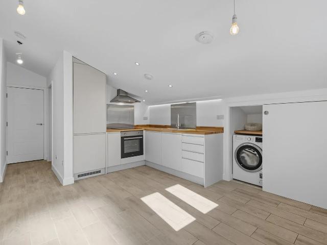 Apartment at Seven Sisters Road, Greater London
