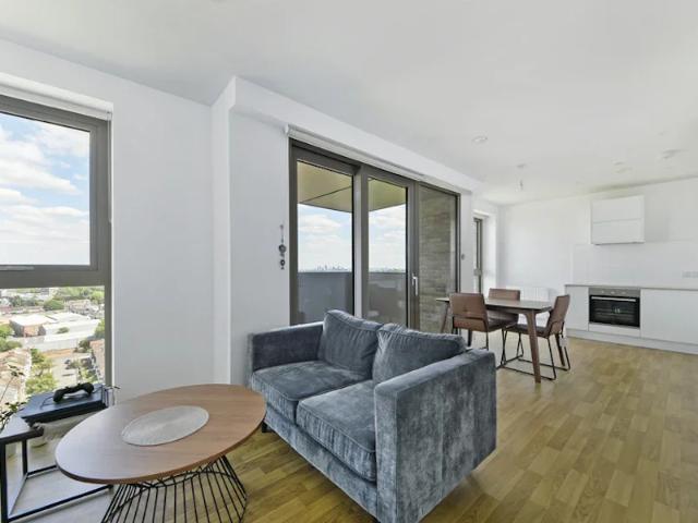 Apartment at Seven Sisters Road, Greater London