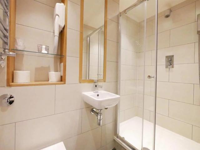 Apartment at Seven Sisters Road, Greater London