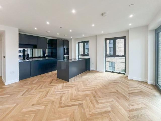 Apartment at Seven Sisters Road, Greater London