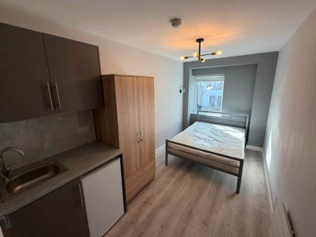 Apartment at Seven Sisters Road, Greater London