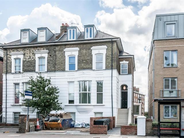 Apartment at Seven Sisters Road, Greater London