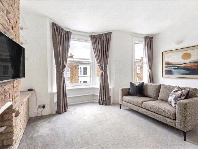 Apartment at Sewdley Street, Greater London