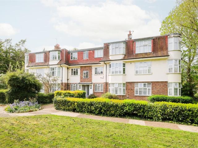Apartment at Seymour Court, Greater London
