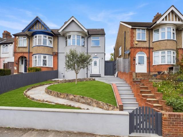House at Seymour Road, Luton