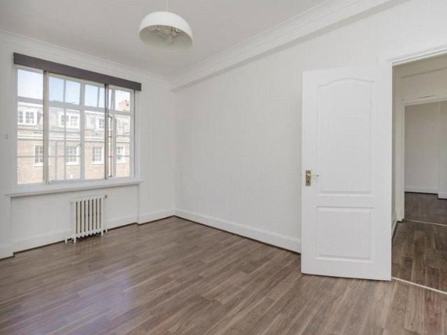 Apartment at Seymour Street, City of Westminster
