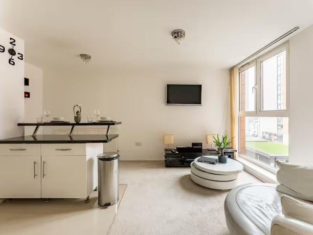 Apartment at Seagull Lane, Greater London