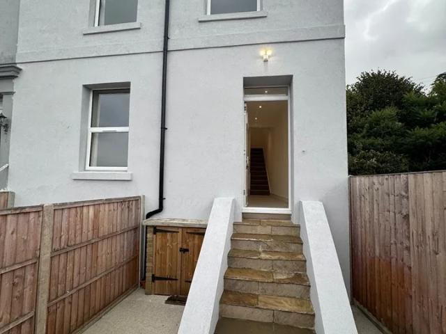 Apartment at Seaview Cottages, Folkestone and Hythe District