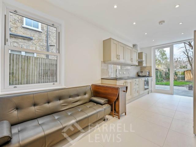 Apartment at Sedgeford Road, Greater London