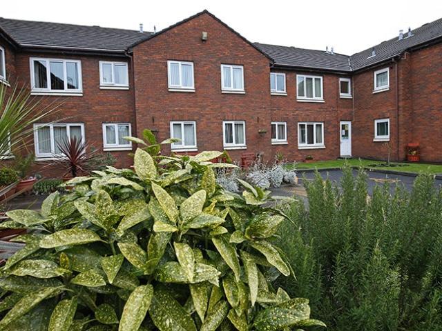 Apartment at Selby Court, Leigh