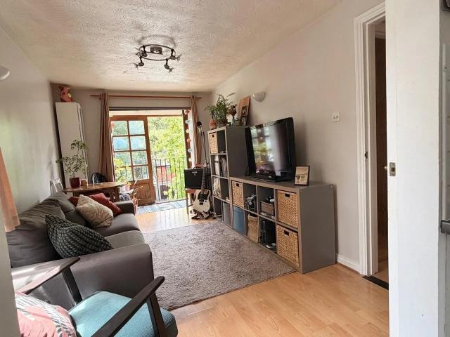 Apartment at Selhurst Close, Greater London