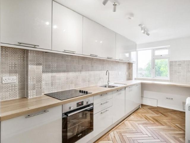 Apartment at Selworthy Close, Greater London