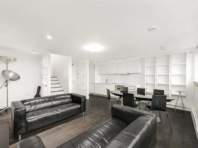 Apartment at Semley Place, City of Westminster
