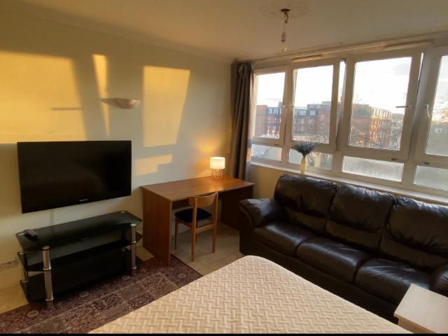 Apartment at Semley Place, City of Westminster