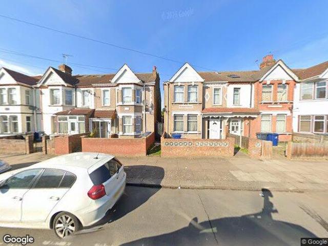 Apartment at Shackleton Road, Greater London