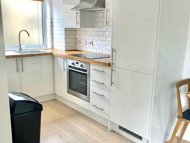 Apartment at Shacklewell Street, Greater London