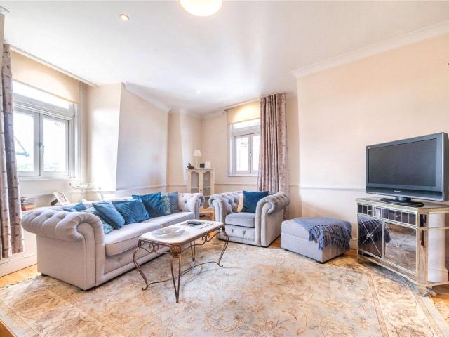 Apartment at Shaftesbury Avenue, City of Westminster