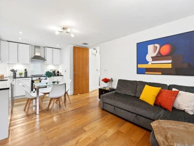 Apartment at Shaftesbury Avenue, Greater London