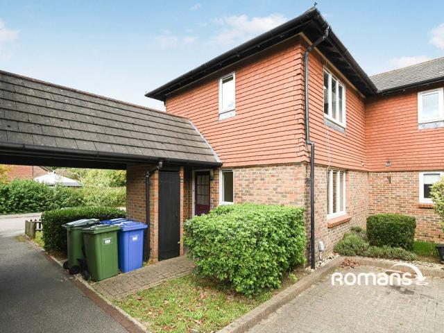 Apartment at Shakespeare Way, Chavey Down