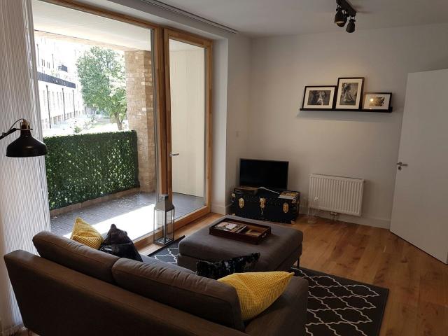 Apartment at Shalfleet Drive, Greater London
