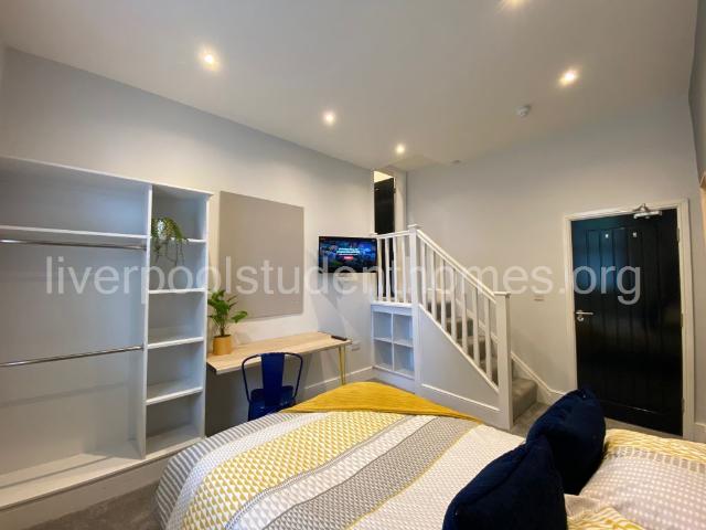 Apartment at Shaw Street, Liverpool