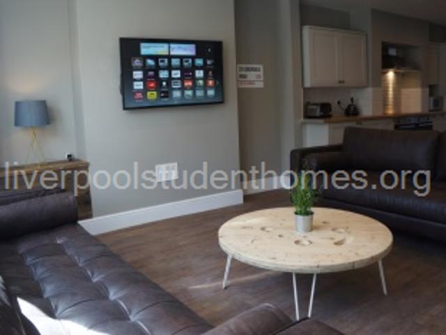 Apartment at Shaw Street, Liverpool