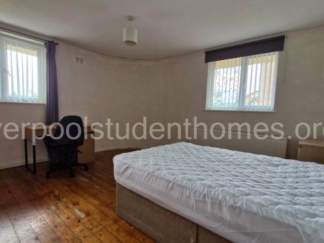 Apartment at Shaw Street, Liverpool