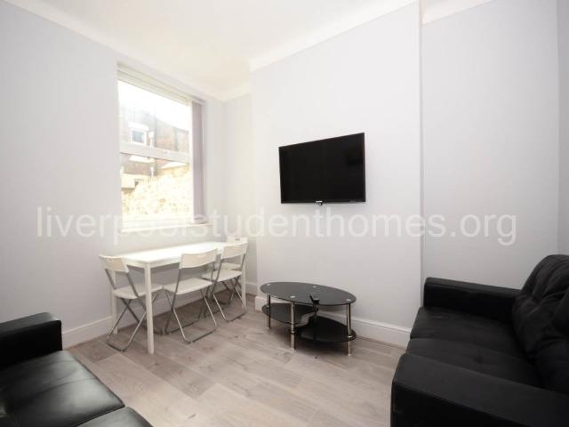 Apartment at Shaw Street, Liverpool