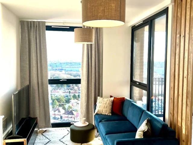 Apartment at Shearwater Drive, Greater London