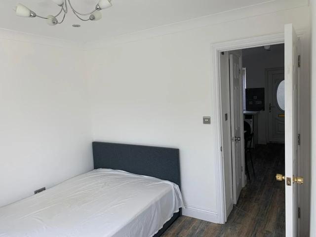 Apartment at Sheepcotes Road, Greater London