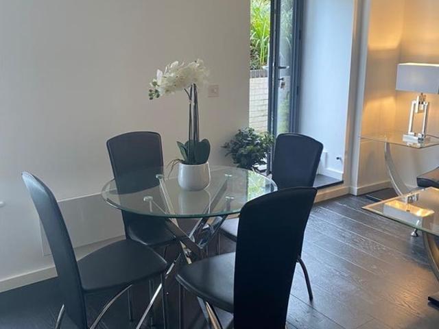 Apartment at Sheet Street, Windsor