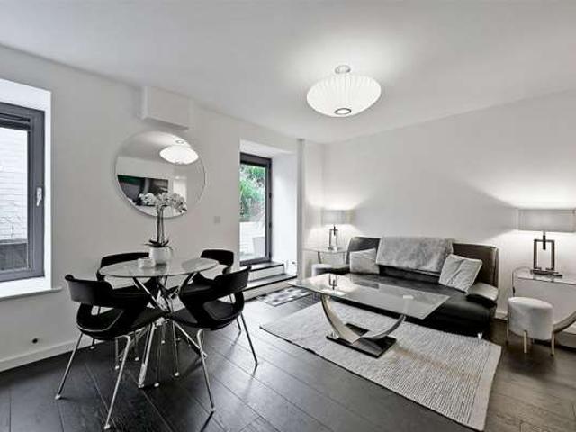 Apartment at Sheet Street, Windsor