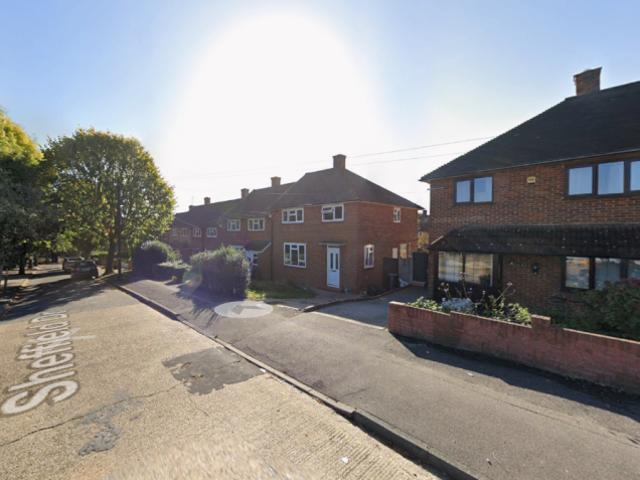 Apartment at Sheffield Drive, Greater London
