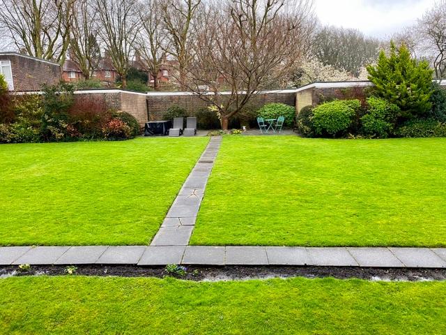 Apartment at Sheldon Avenue, Greater London